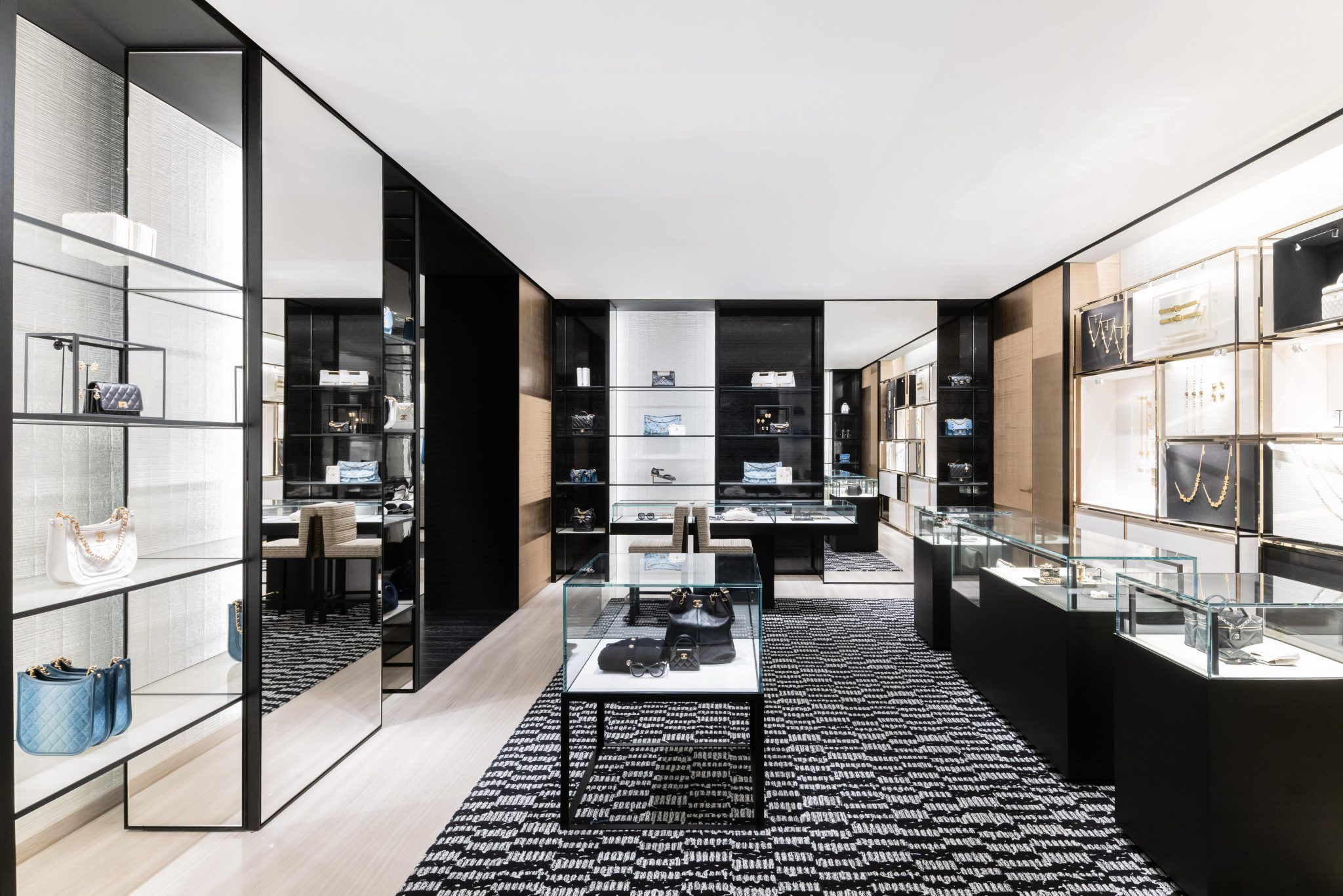 Chanel เปิดตัวบูติคโฉมใหม่ ณ เอ็มควอเทียร์ ใจกลางดิ เอ็มดิสทริค กรุงเทพฯ