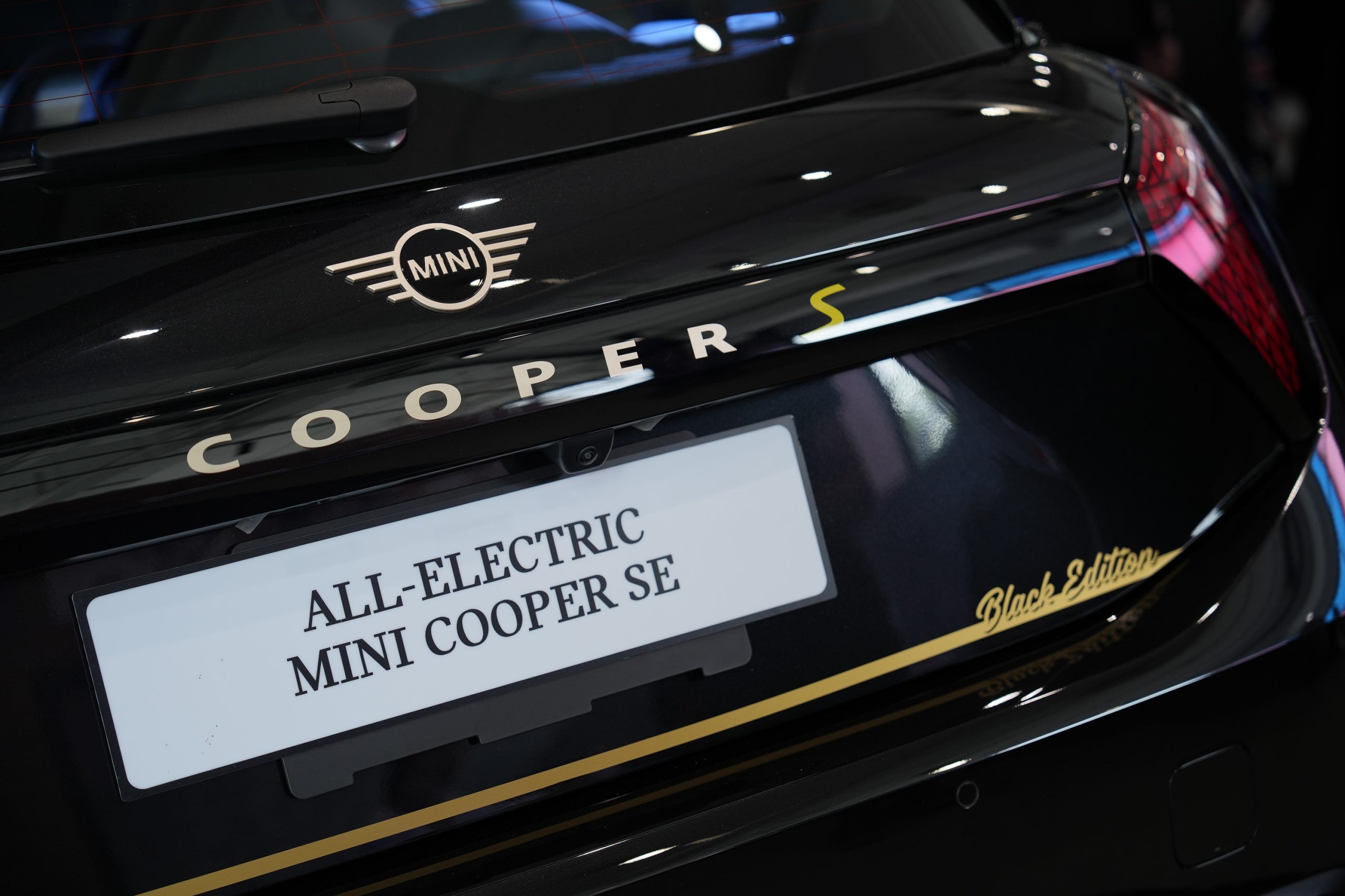 MINI Black Edition E-Challenge รถรุ่นลิมิเต็ดจาก MINI Milliennium