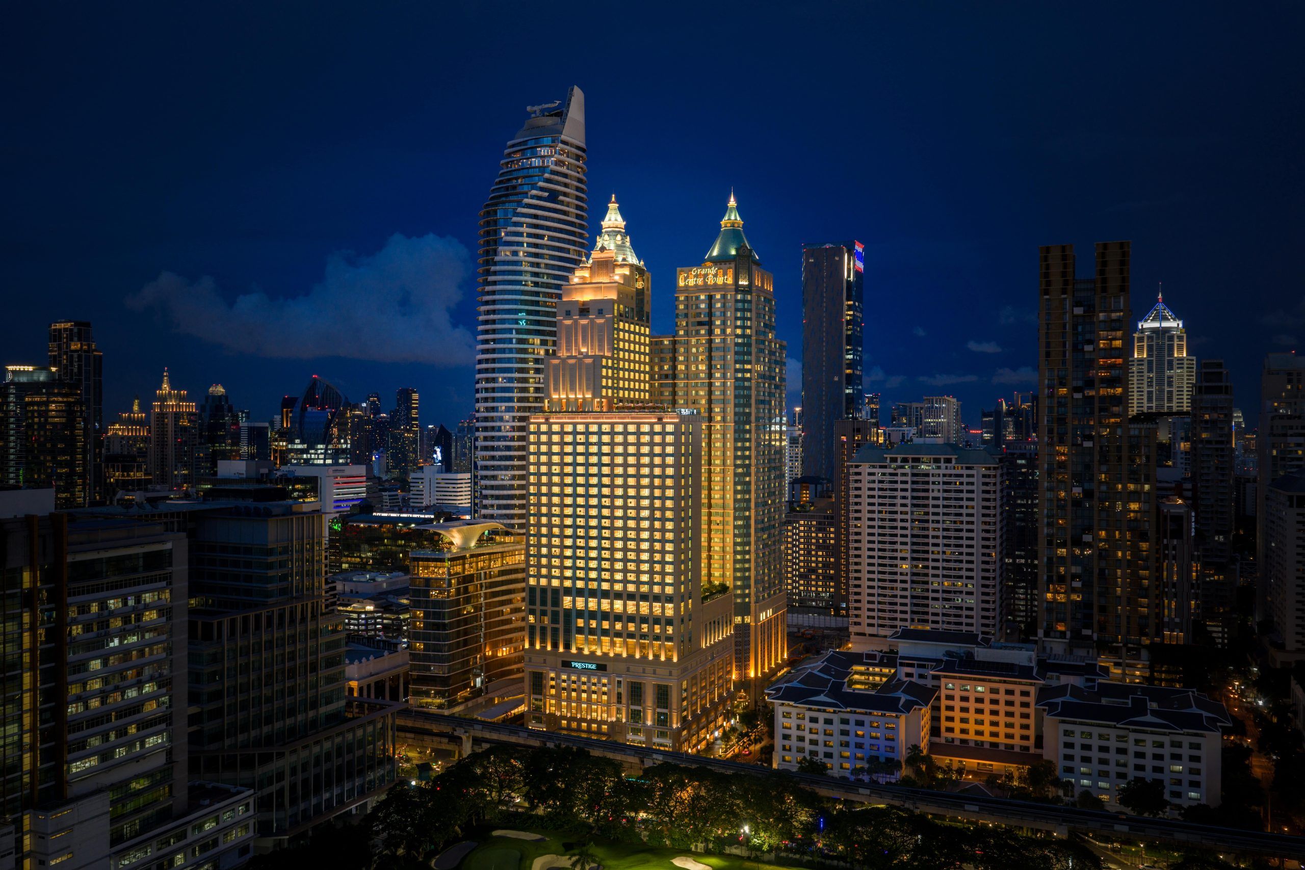 Grande Centre Point Prestige Bangkok โรงแรมหรูใจกลางราชประสงค์