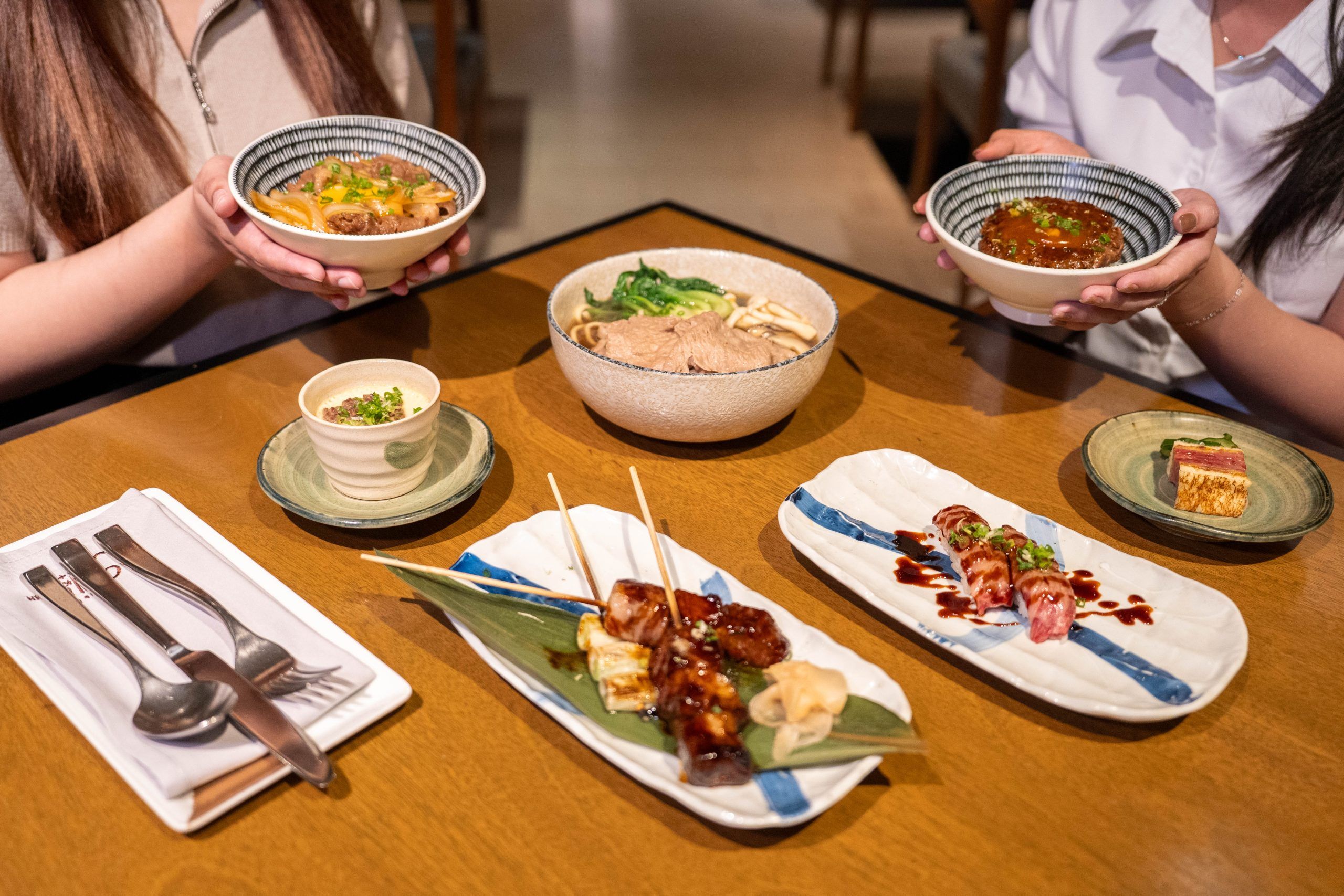 ลิ้มรส “The Art of Wagyu” ที่ห้องอาหารโกจิ คิทเช่น+บาร์ โรงแรมแบงค็อก ...